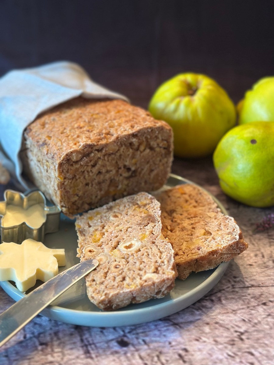 Quitten-Früchte-Brot – Das große Carolinarikum